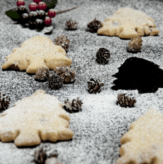 Christmas Tree Shortbread - Festive fun for all of the family!