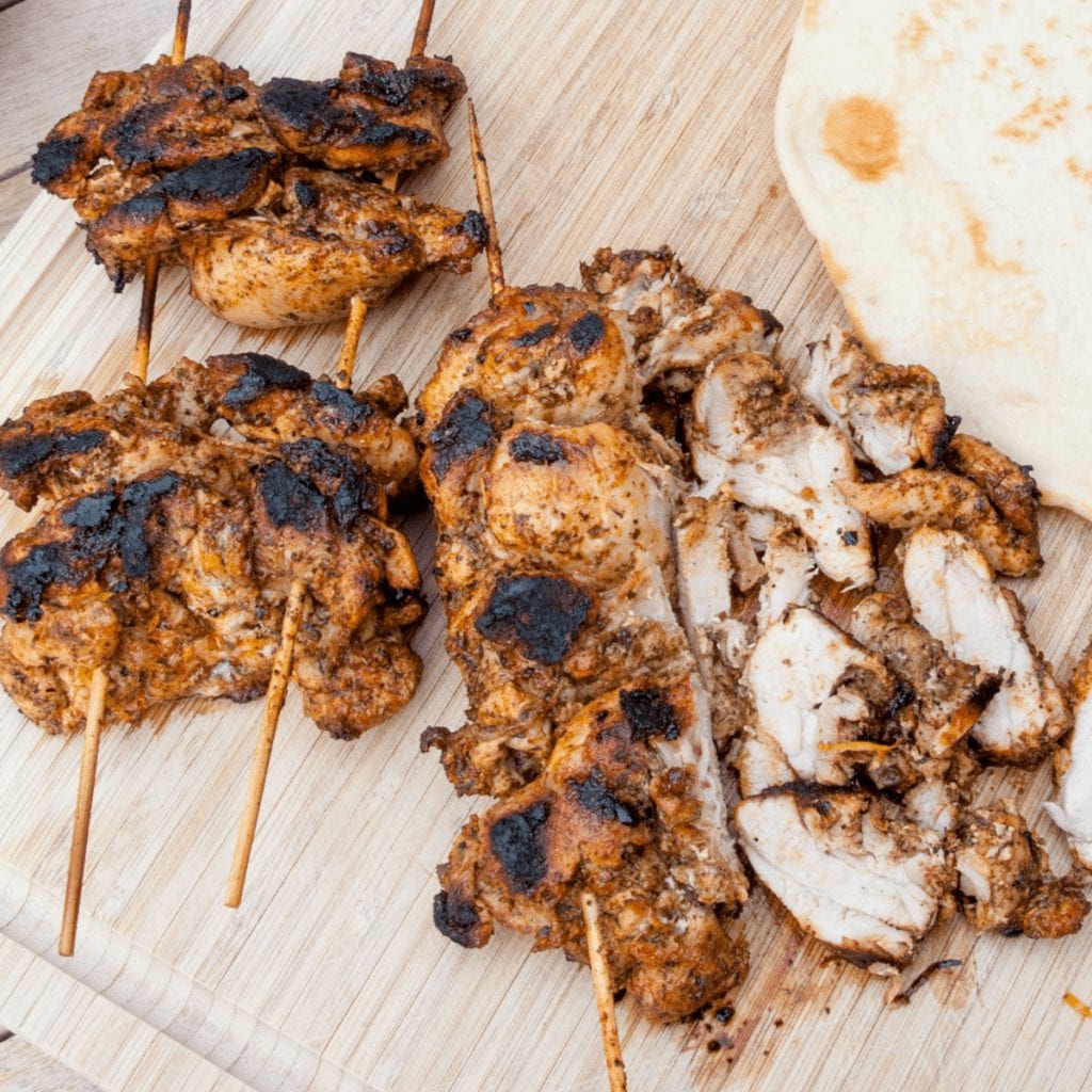Aromatic Barbecue Chicken Gyros - TheYumYumClub